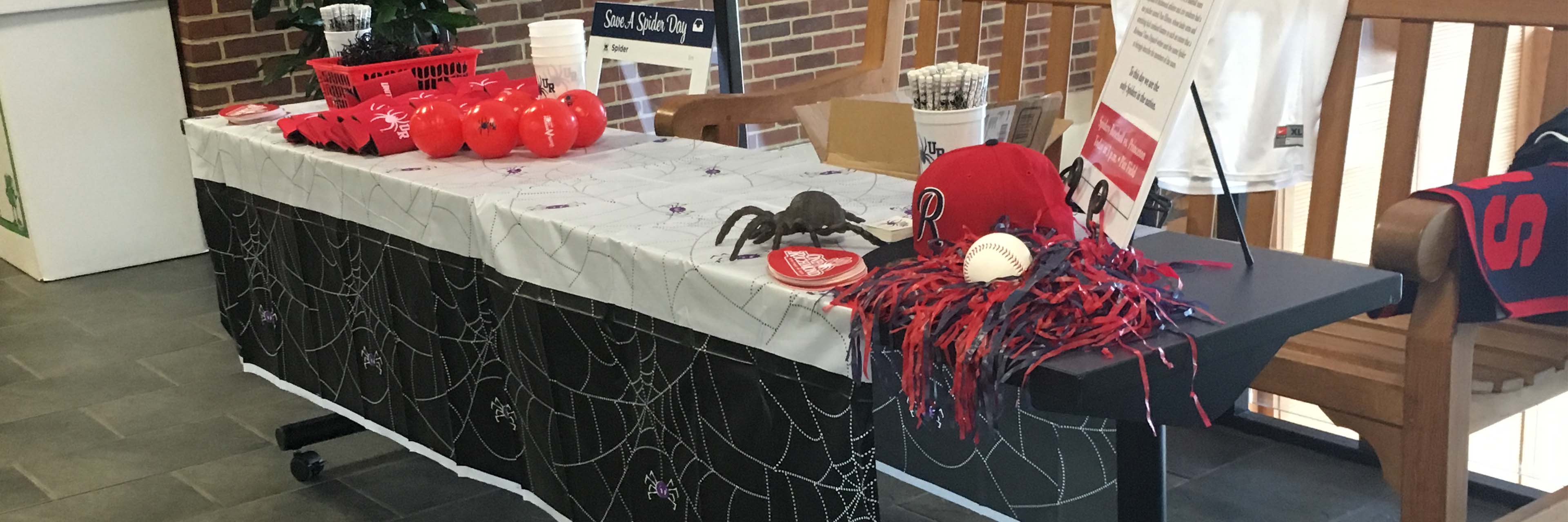 Tabling within THC - Center for Student Involvement - University of ...