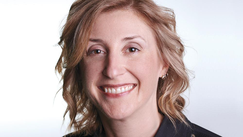 Her seat is rinkside - Magazine - University of Richmond